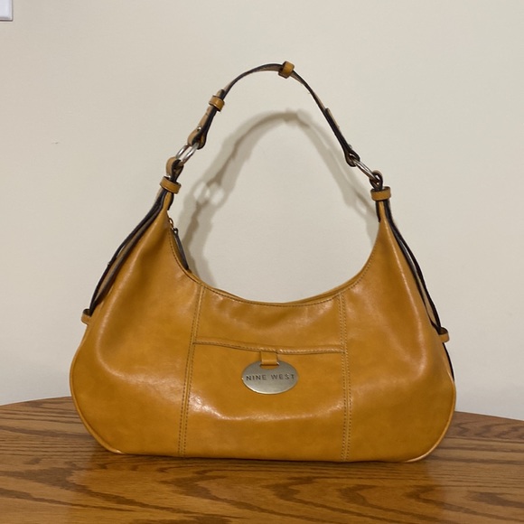 Nine West | Bags | Nine West Shoulder Bag | Poshmark